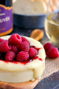 Raspberry Baked Brie Appetizer (No Puff Pastry!) - Pumpkin 'N Spice