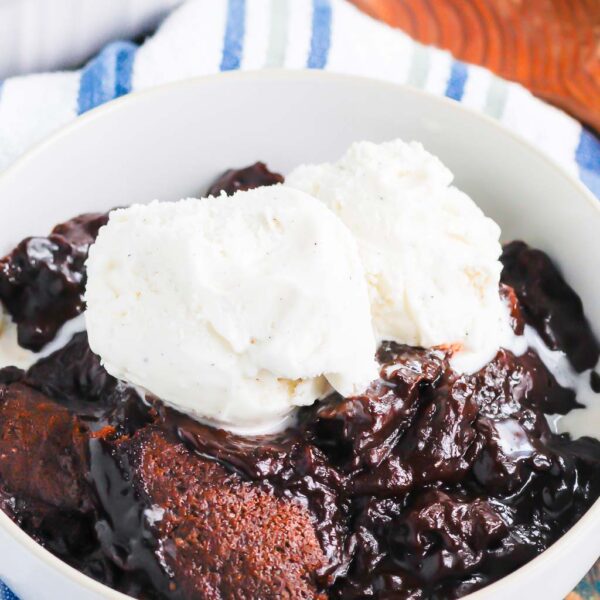 Easy Chocolate Cobbler Recipe - Pumpkin 'N Spice