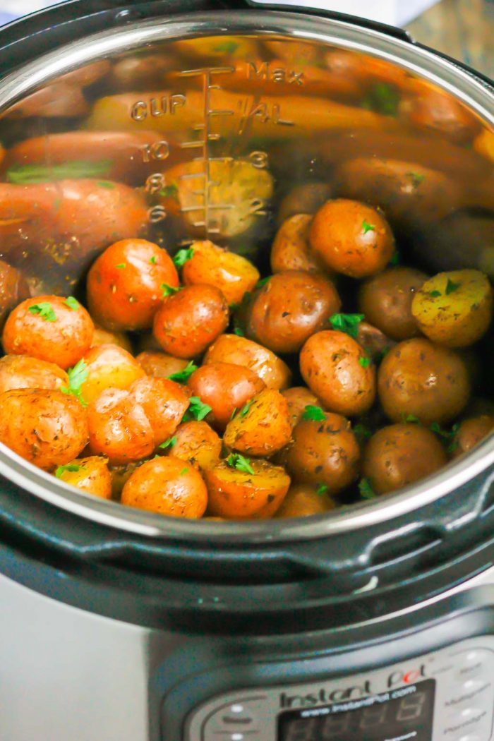 Garlic Herb Instant Pot Red Potatoes Recipe - Pumpkin 'N Spice