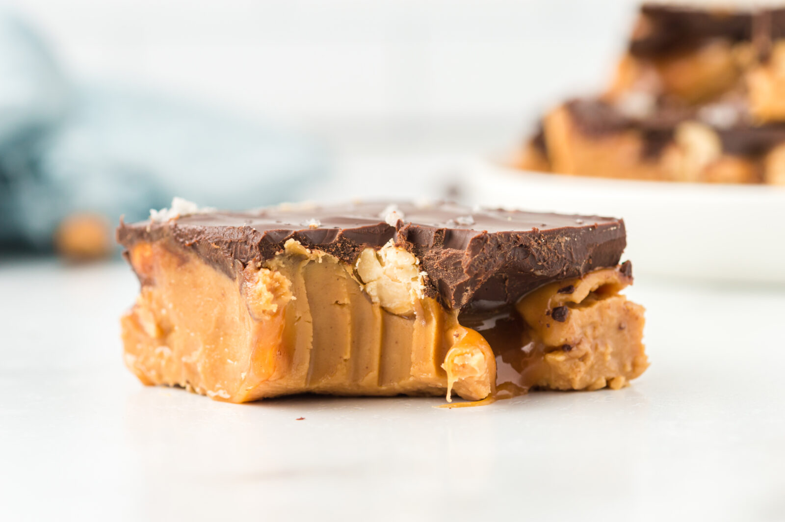 No Bake Snickers Peanut Butter Bars - Pumpkin 'N Spice