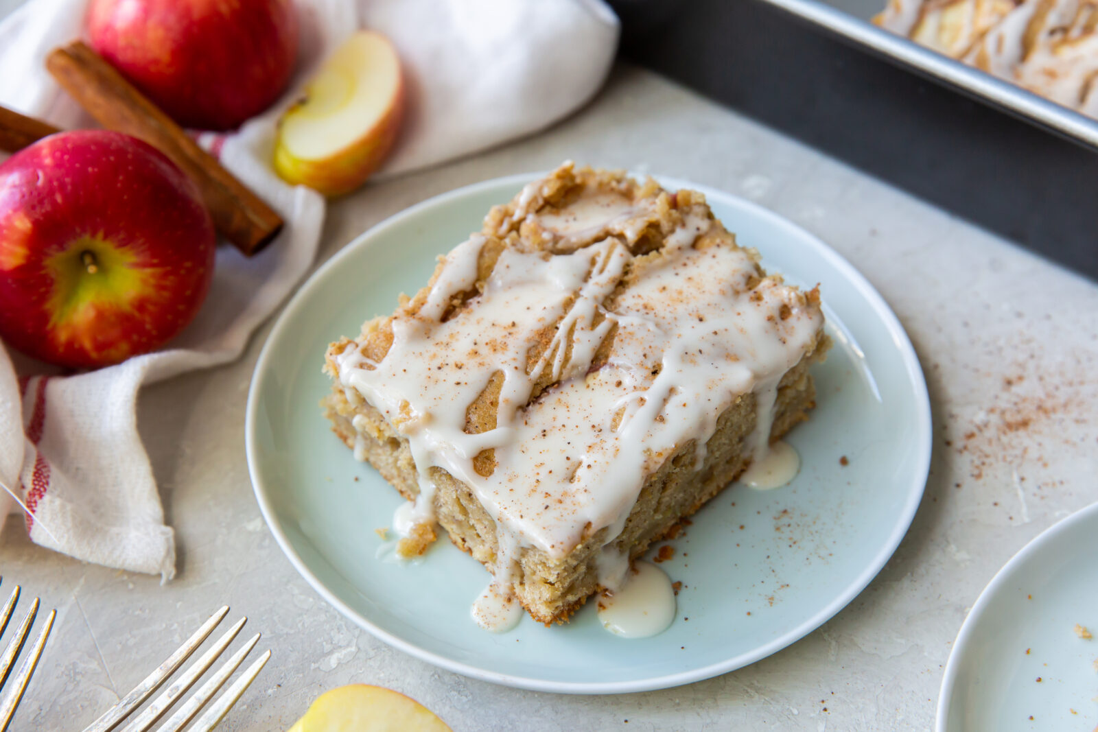 Fresh Apple Cake - Pumpkin 'N Spice