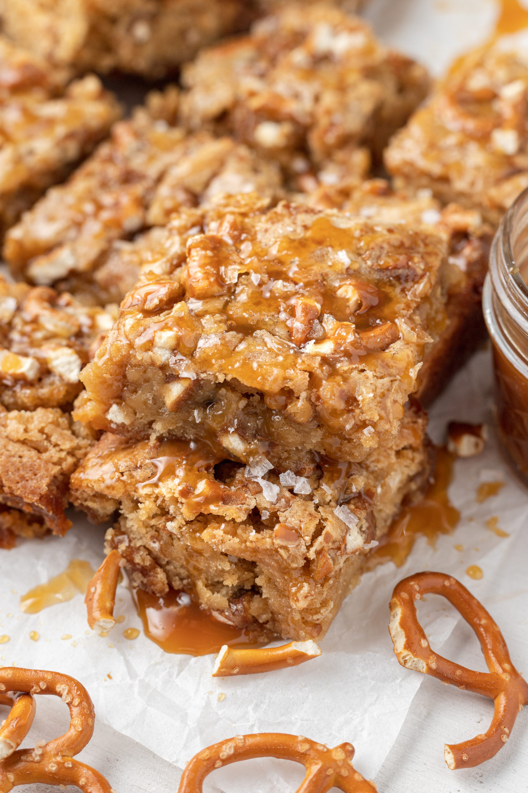 Salted Caramel Pretzel Blondies Pumpkin N Spice