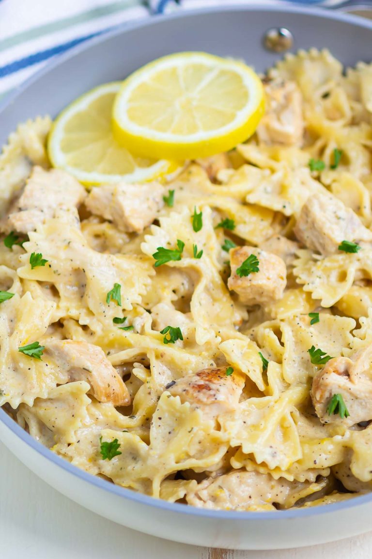 Creamy Lemon Chicken Pasta - Pumpkin 'N Spice