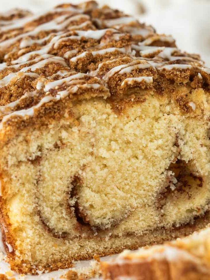 Cinnamon Swirl Pound Cake - Pumpkin 'N Spice
