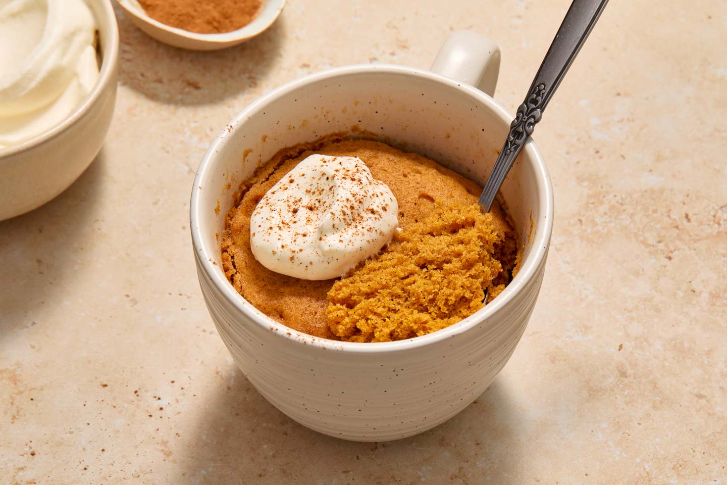 Pumpkin Mug Cake - Pumpkin 'N Spice