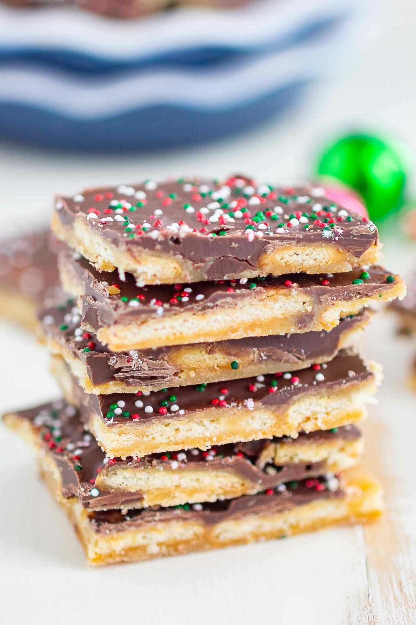 Christmas Ritz Cracker Toffee - Pumpkin 'N Spice