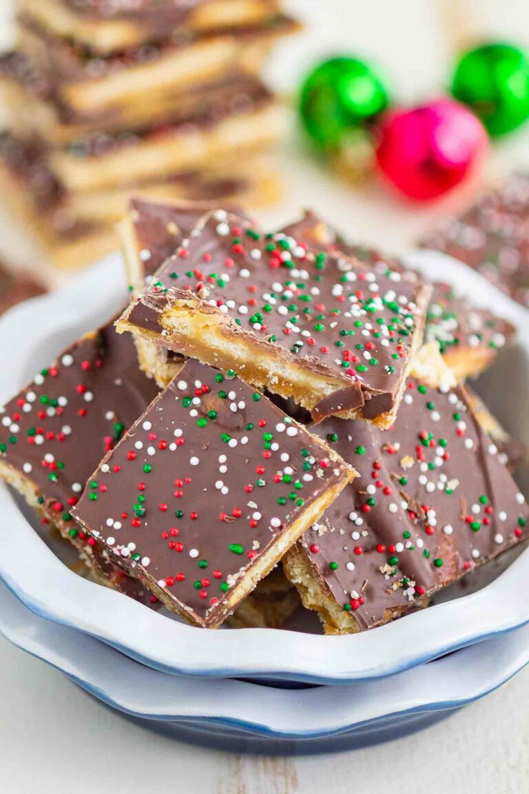 Christmas Ritz Cracker Toffee - Pumpkin 'N Spice